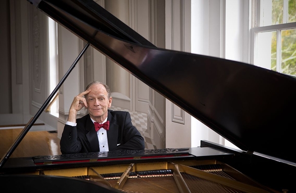 Livingston Taylor (Pete Muller to open) via ThunderTix